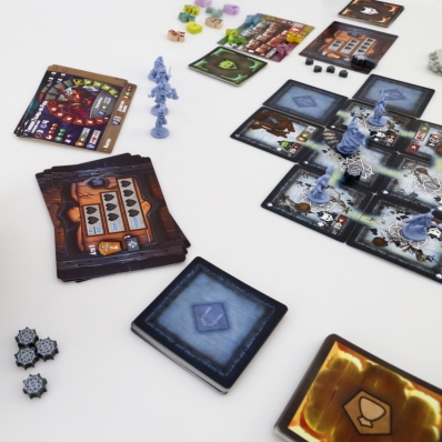 TINY EPIC DUNGEONS | MEEPLE BR | Paladins Games Store